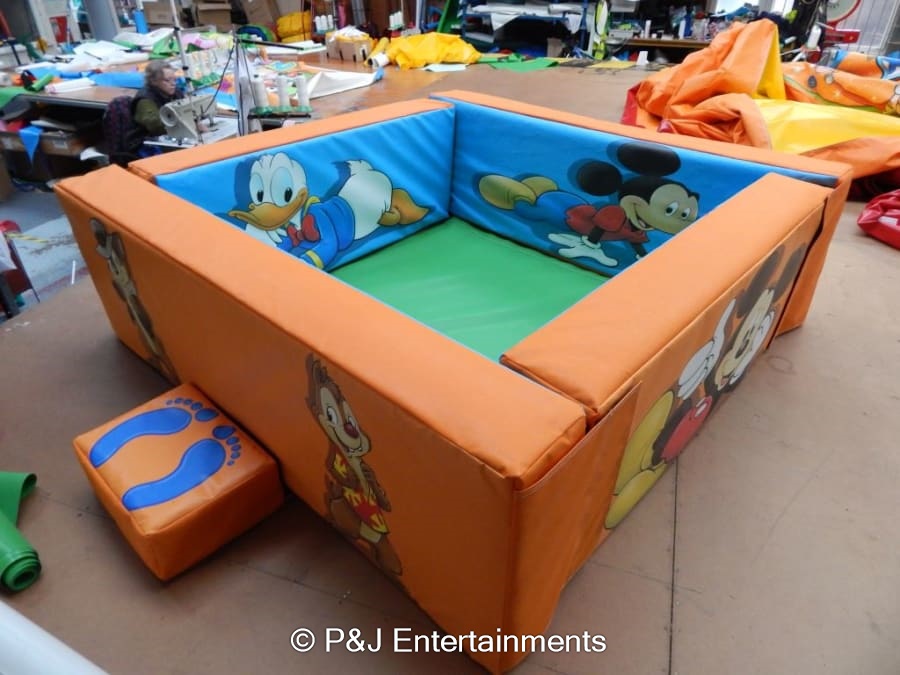 Ball Ponds | Ball Pits | Ball Pond Bouncers | London & Essex